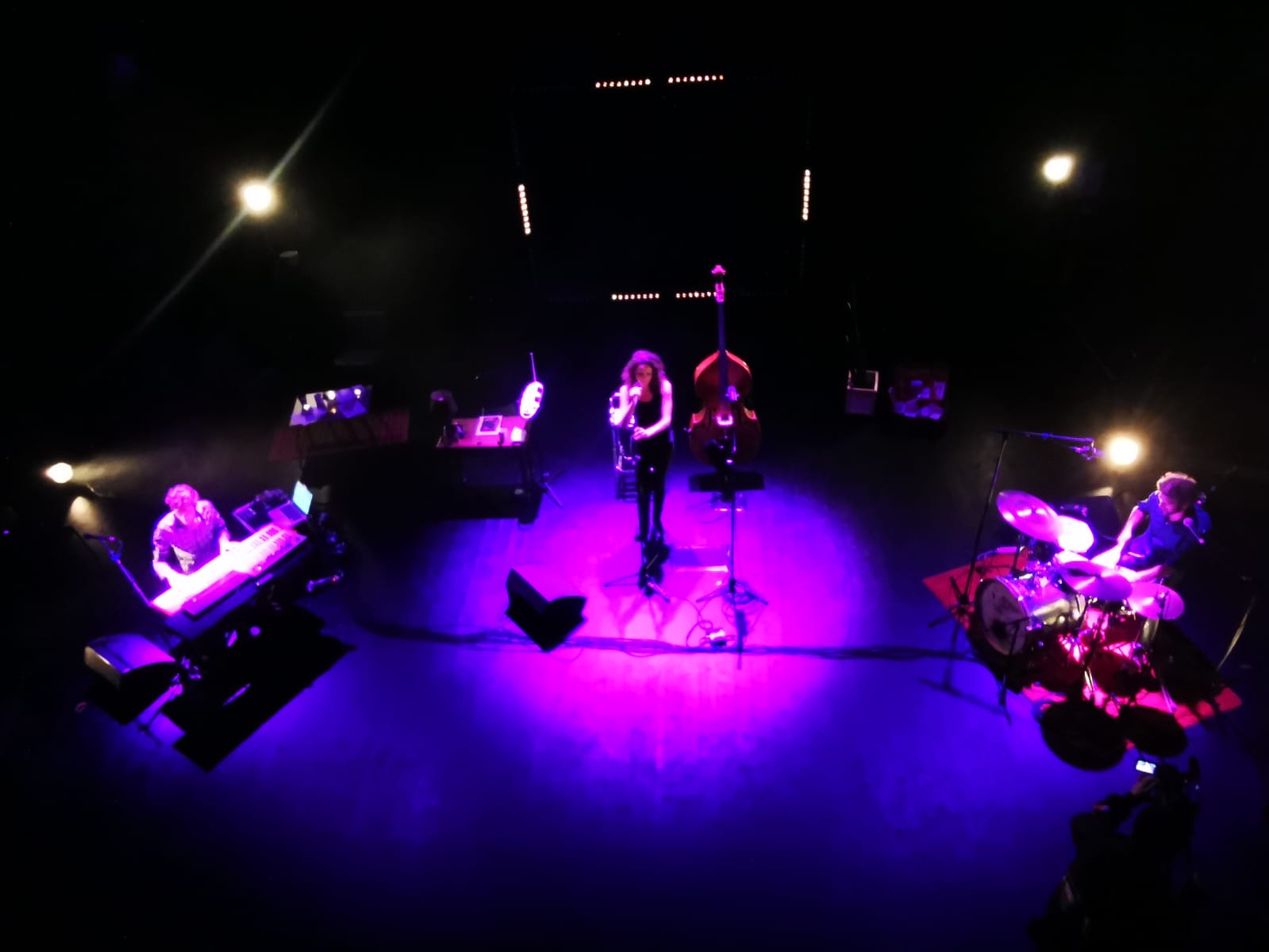 Matinale de FM-PLUS, 10h10-11h : les engagés, Hélène Péquin reçoit ...