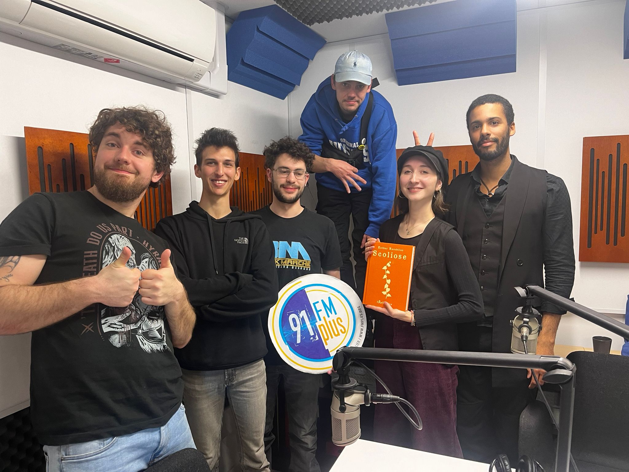 Matinale de FM Plus 9h-10h45 : On reçoit Esther Raschilas pour son ...